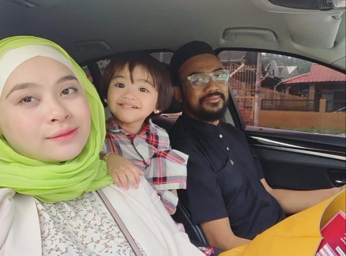 Didakwa Berpisah Selepas Bersalin, Ini Penjelasan Adira & Suami.